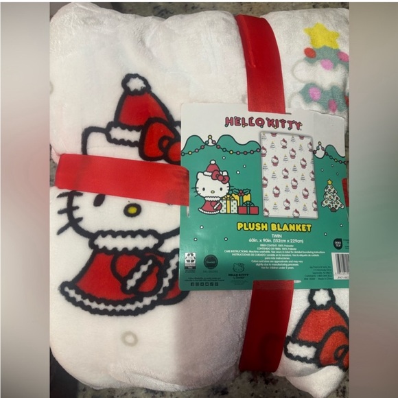 Hello Kitty | Holiday | Hello Kitty Santa Claus Oversized Plush Throw ...